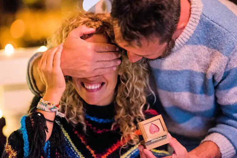 HECHIZOS DE AMOR » Los 23 Más Efectivos Y PODEROSOS